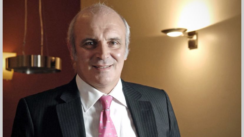 Espert lanzó su candidatura presidencial junto a Milei | Ejes de ...